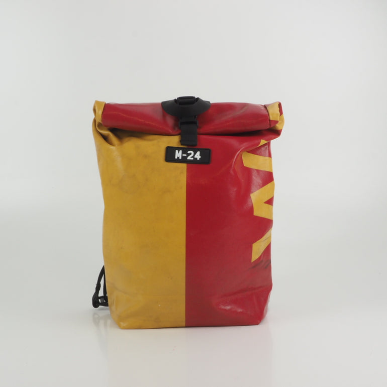 Medium backpacks – M-24